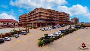 Hotel Triangle - Nyom Planet